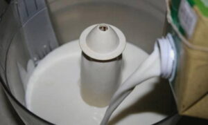 Домашний йогурт - 10 рецептов приготовления с пошаговыми фото